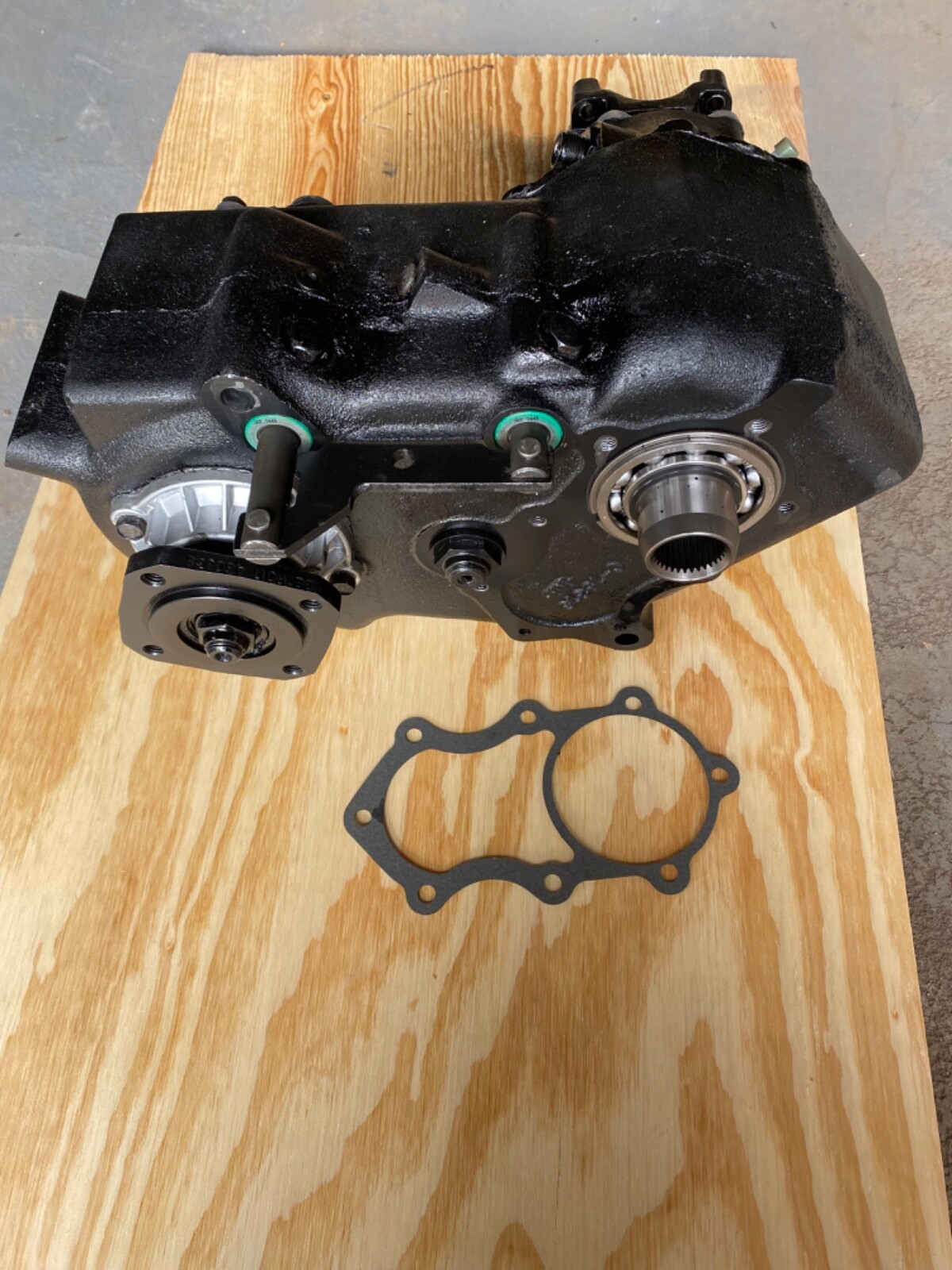 CHEVY NP205 TRANSFER CASE 32 SPLINE TH400 | eBay