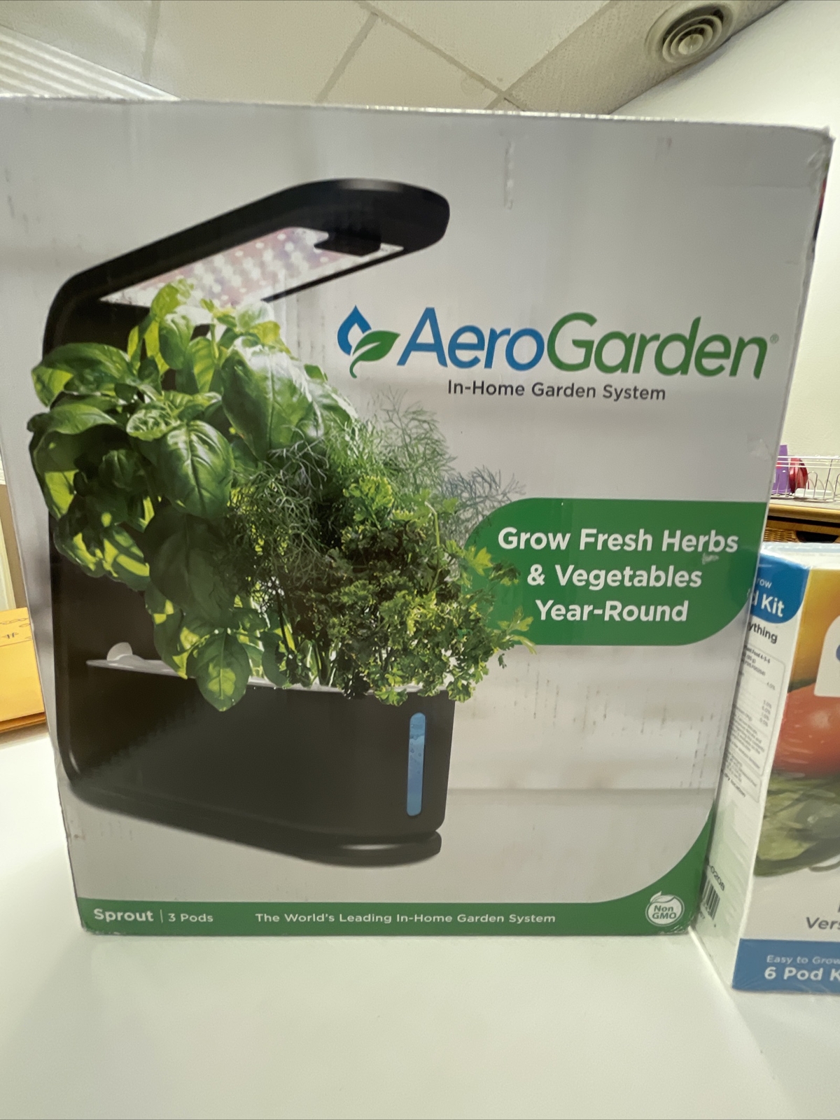 AEROGARDEN IN-HOME GARDEN SYSTEM Sprout 3 Pods/additional 6 Pod Kit New ...