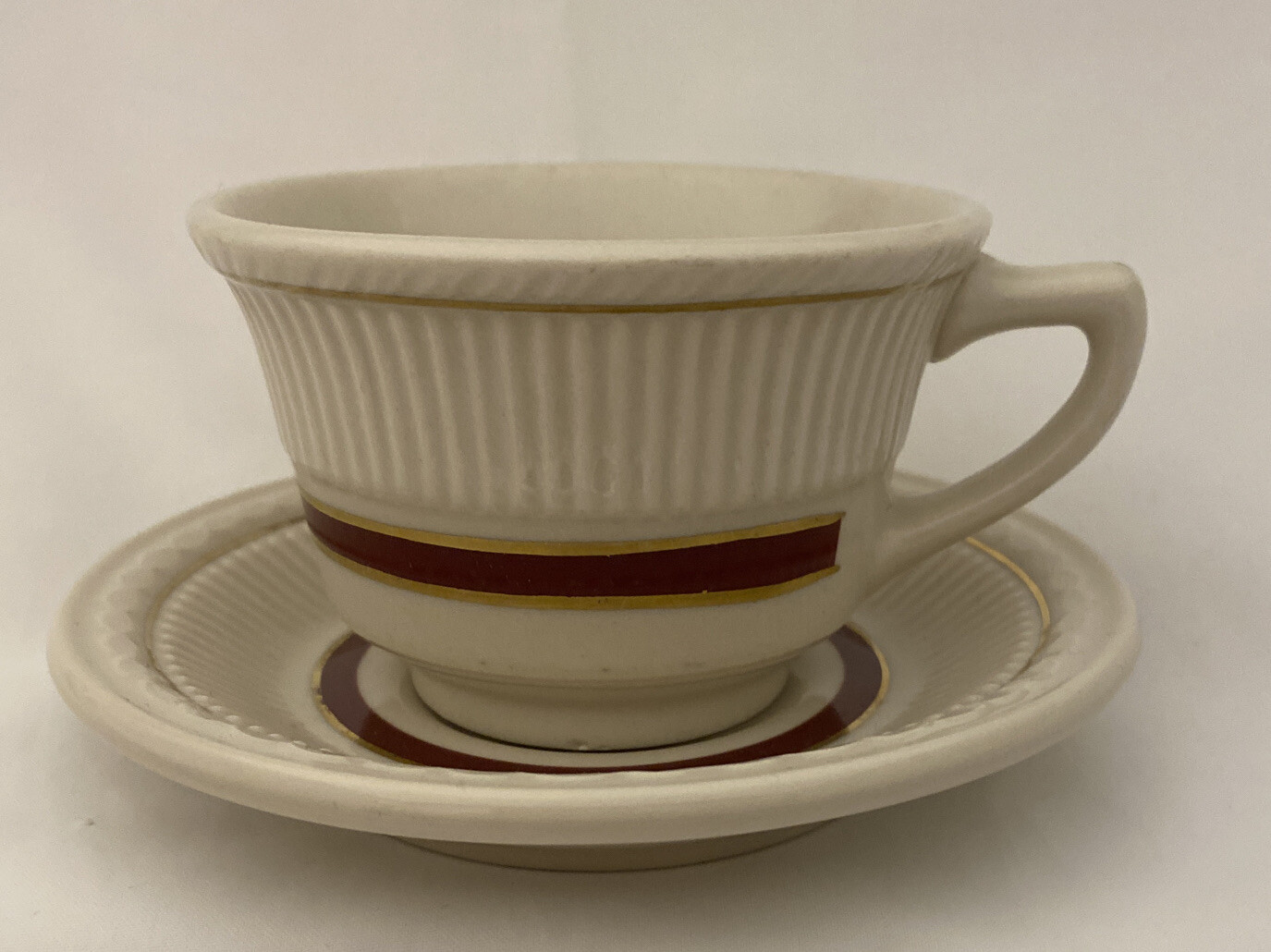 Vintage SHENANGO 4-Cups & Saucers China Anchor Hocking Embossed Laurel ...