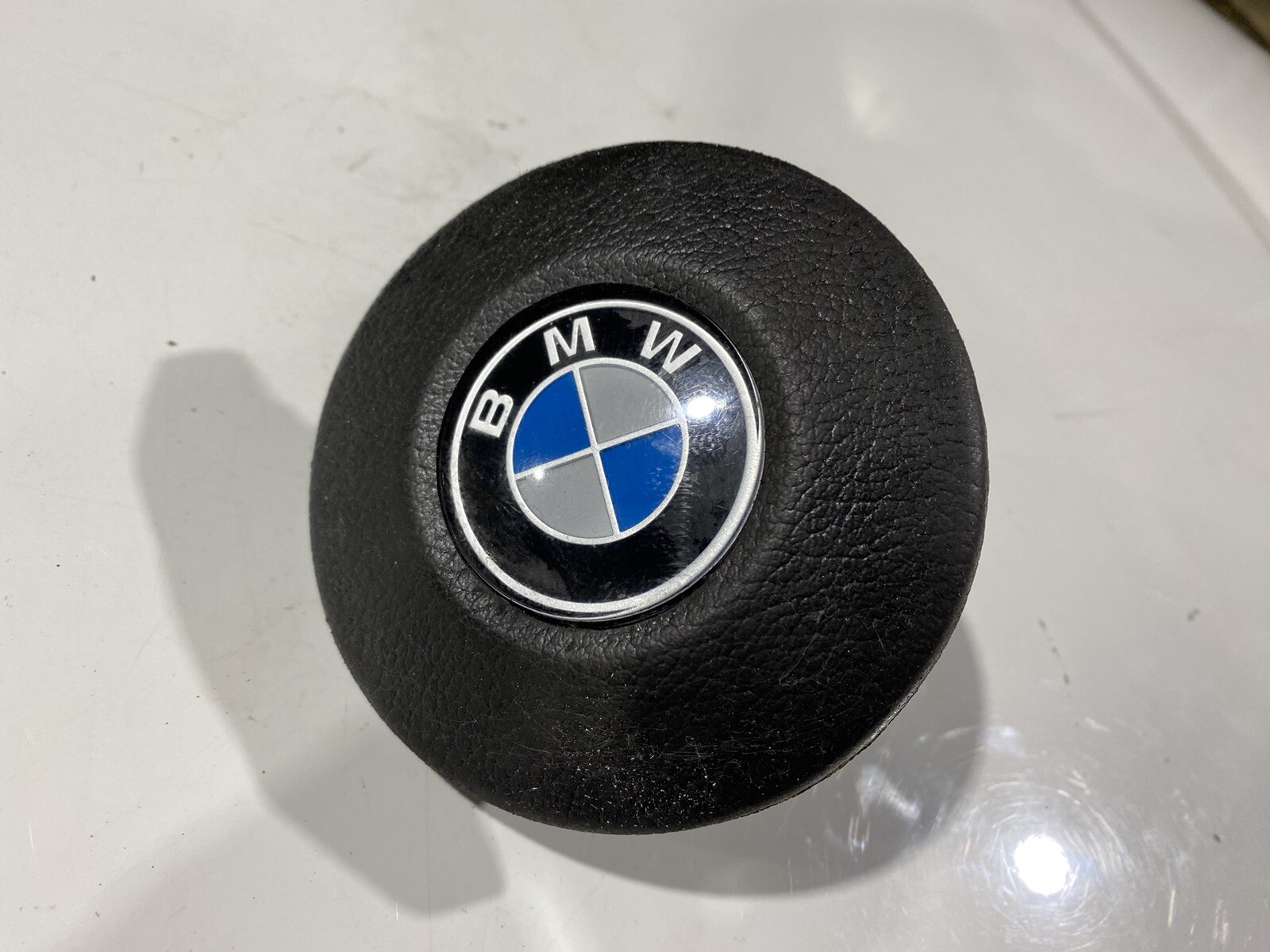 78-95 BMW E30 E28 E34 E24 E23 E32 318/325 M3 Steering Wheel Center Horn ...