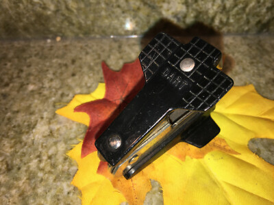 Vintage DART Black Staple Remover ACE CO. Pat. # 2033050; Made in the ...