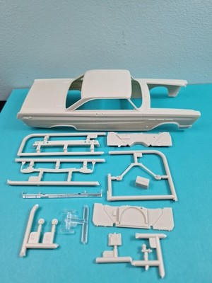 Revell AMT Ertl Monogram Moebius 1/25 Model Part 1965 Mercury Comet ...