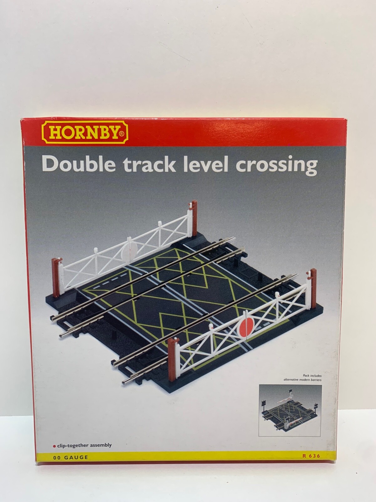 Hornby R636 00 Gauge Level Crossing Double Track for sale online | eBay