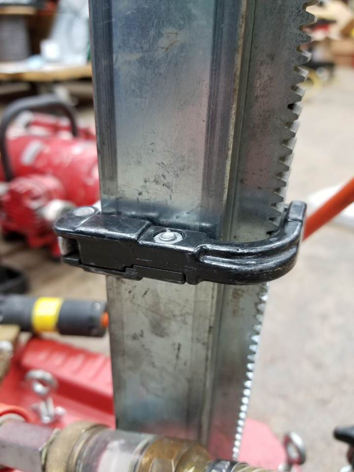 Hilti DD-80E CORE DRILL SYSTEM, RACK POST STAND W/ VACUUM BASE & PUMP ...