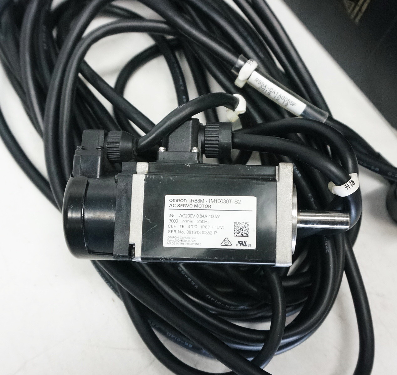 Omron R88D-1SN01H-ECT, R88M-1M10030T-S2 with Cable AC SERVO Motor Set ...