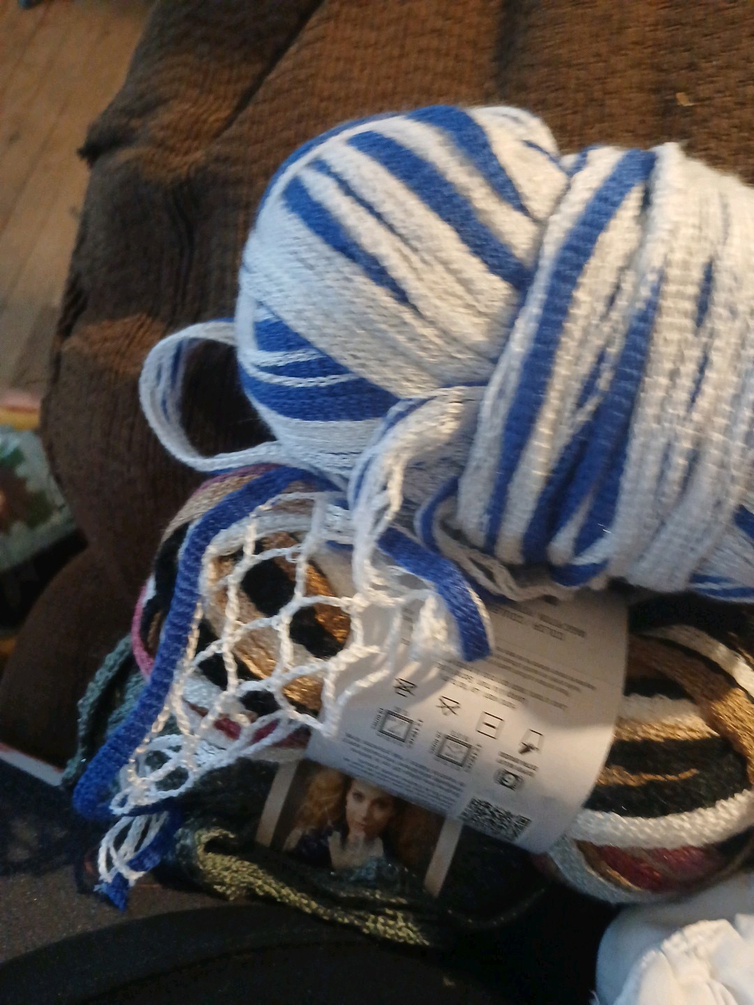 Heartheart Boutique Sashay Ucan Make A Scarf Or Scrunchie With Thing ...