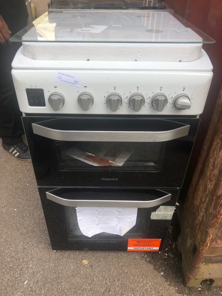 Hotpoint HD5G00CCW/UK Gas Cooker with Double Oven - White LPG ...