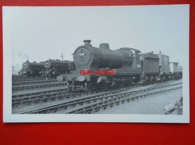 PHOTO LNER EX GCR ROBINSON CLASS O4 2-8-0 LOCO NO 63764 | eBay
