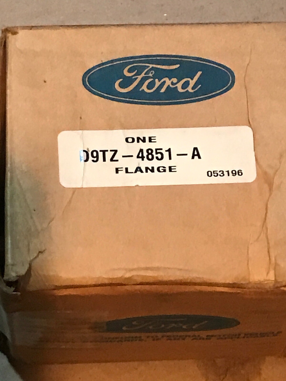 D9TZ-4851-A New OEM Ford Flange D9TZ4851A | eBay