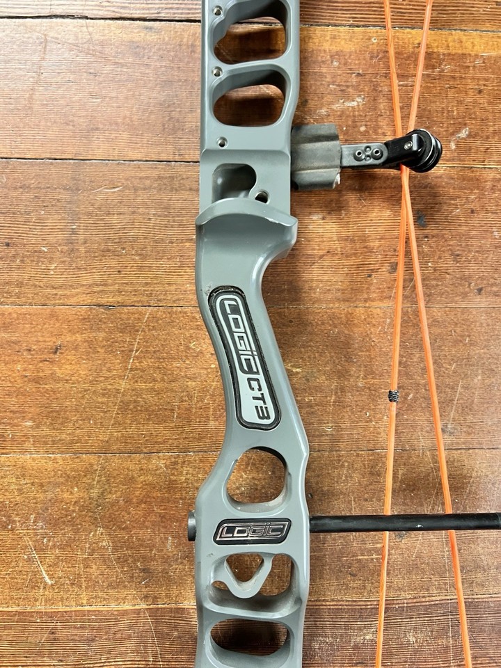Prime Logic CT3 Compound Bow Gray 70lb Draw Weight 27in Draw Length | eBay