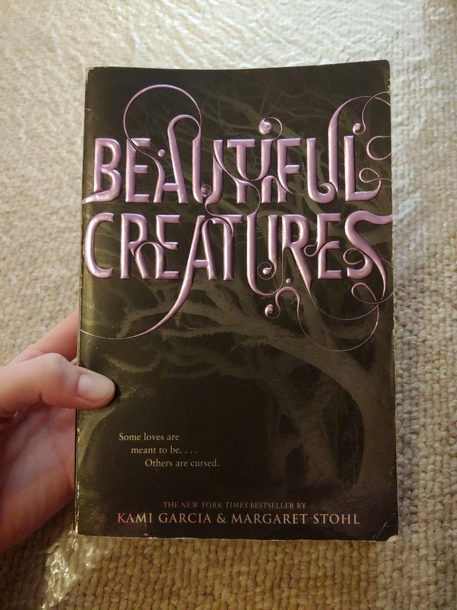 Beautiful Creatures Book Cover