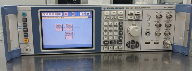 Rohde & Schwarz SMF100A Microwave Signal Generator Op04 for sale online ...