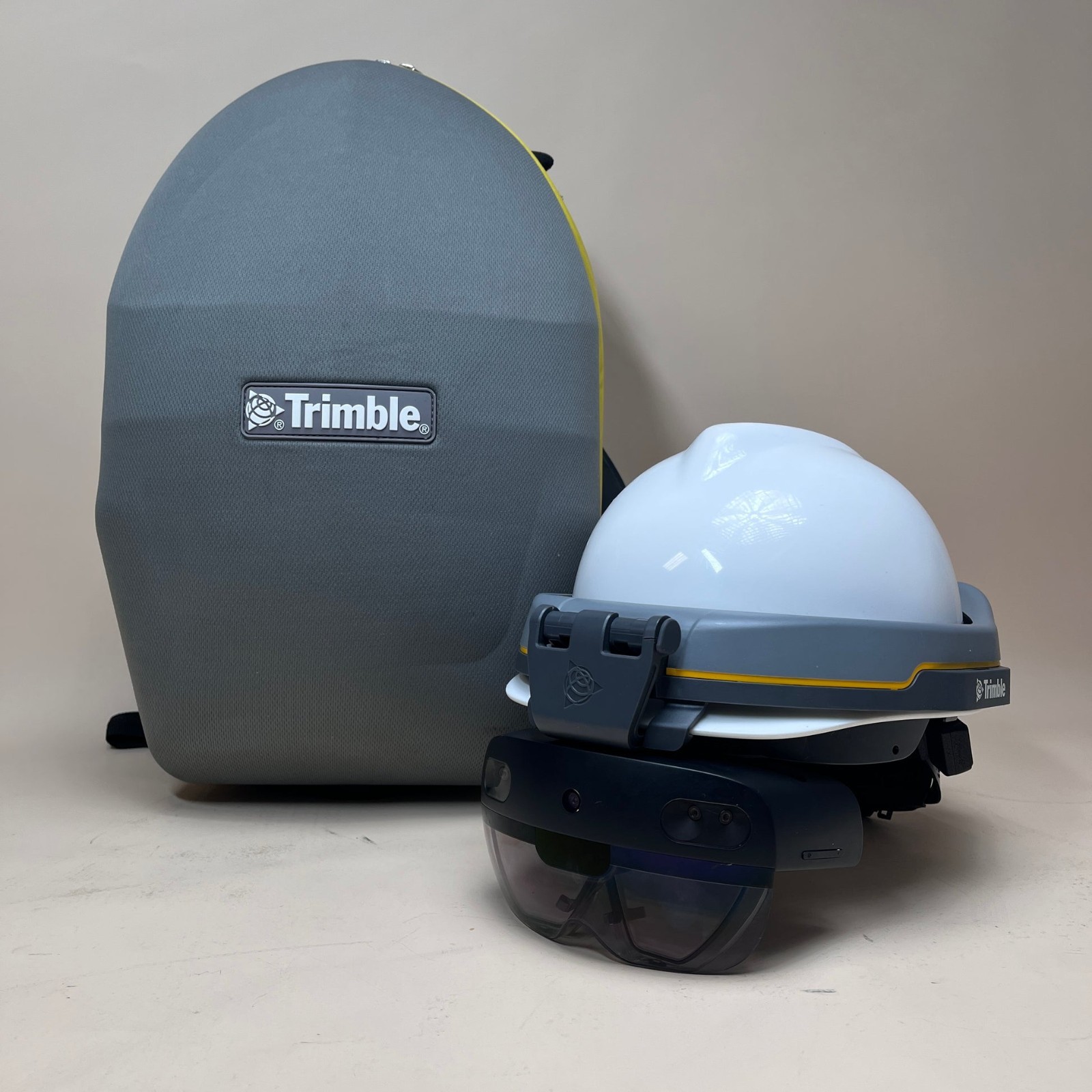 Microsoft Hololens 2 - Trimble Xr10 - Great Condition inc hard carry ...