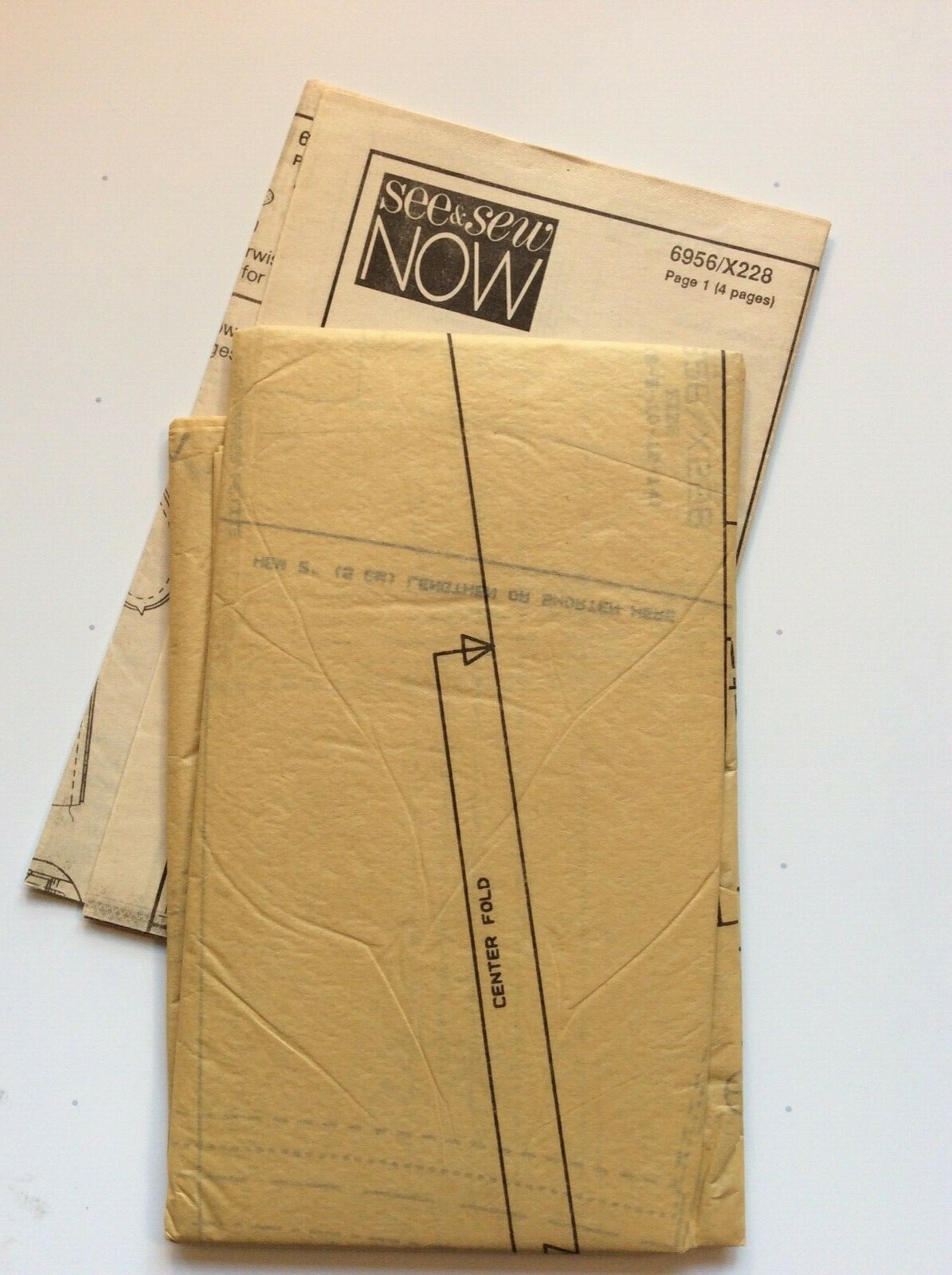 Butterick 6956 misses'/Misses' Petite Jacket, Top & Skirt Size A (6 ...