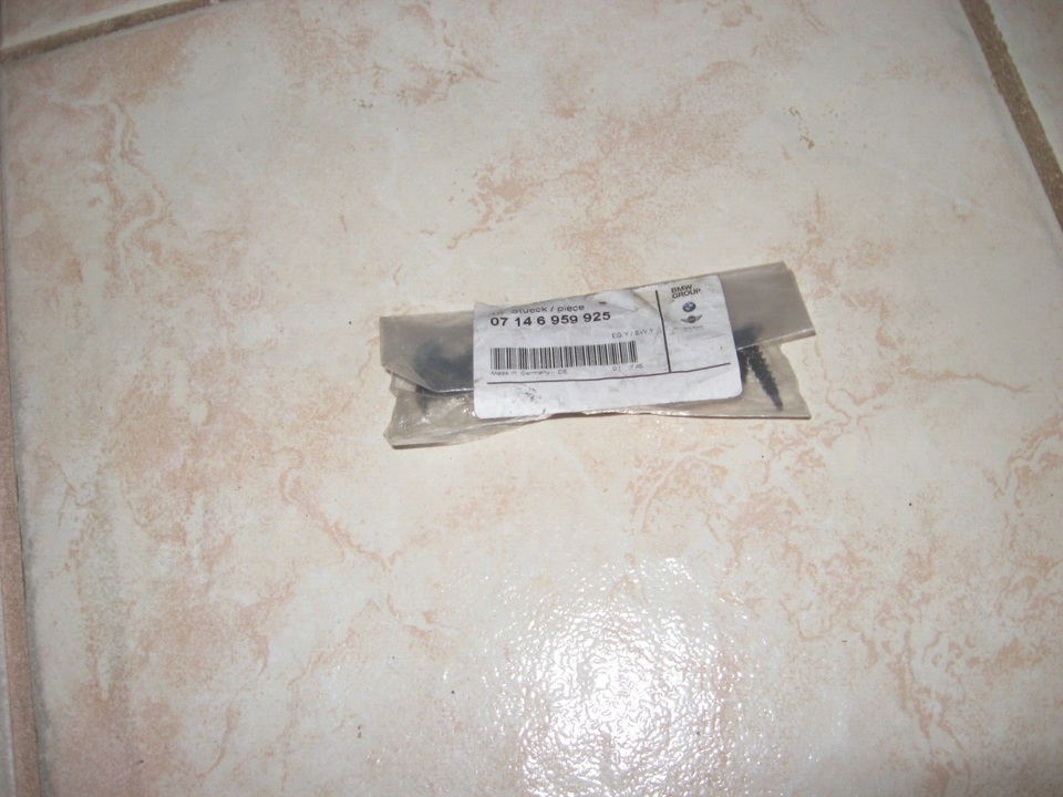 Genuine BMW Front License Plate Bracket Phillips Screw Set (x10) OE ...