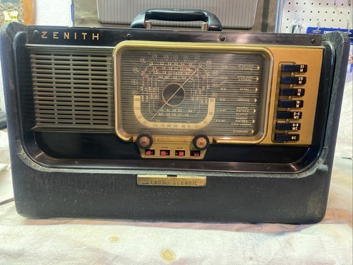 Vintage Zenith Trans-Oceanic Short Wave Magnet Radio. | eBay