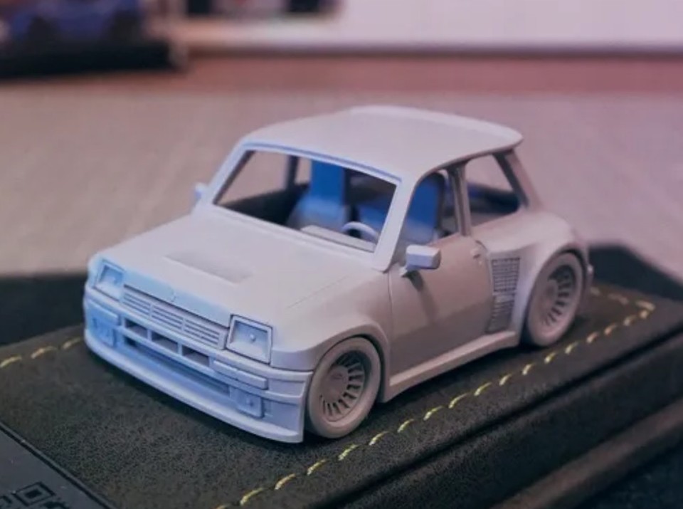 Renault R5 Turbo II| Model Kit Car 3d printed. High Quality Build ...