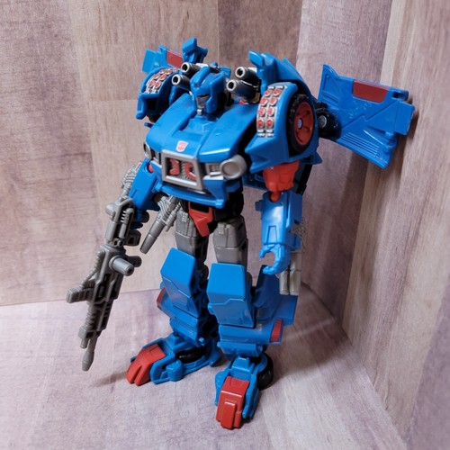 Transformers Generations Thrilling 30 Deluxe Skids Figure | eBay