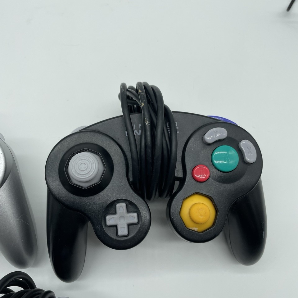 Nintendo GameCube Controller DOL-003 Lot Of 3 Silver & Black - Tested ...