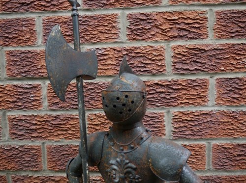 Vintage Style Rustic Rusty Knight in Suit of Armour Garden Ornament ...