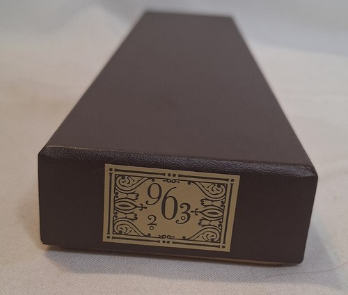 Harry Potter Wand 643/963 Noble Collection Olivanders 14" Warner Bros ...