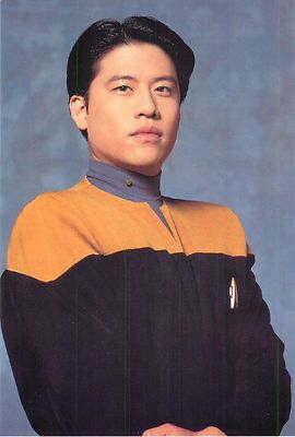 Star Trek Voyager Ensign Harry Kim Portrait Postcard 6X4 | eBay