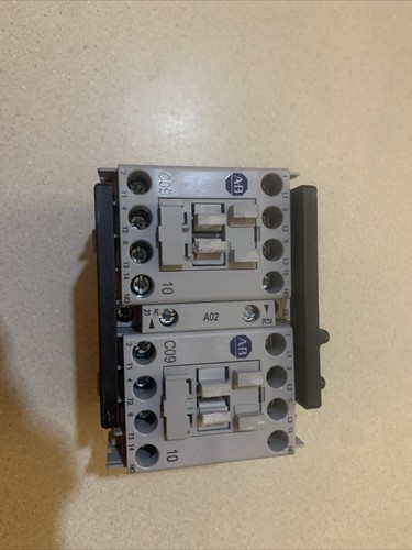 ALLEN BRADLEY REVERSING CONTACTOR. 100-C09D10 | eBay