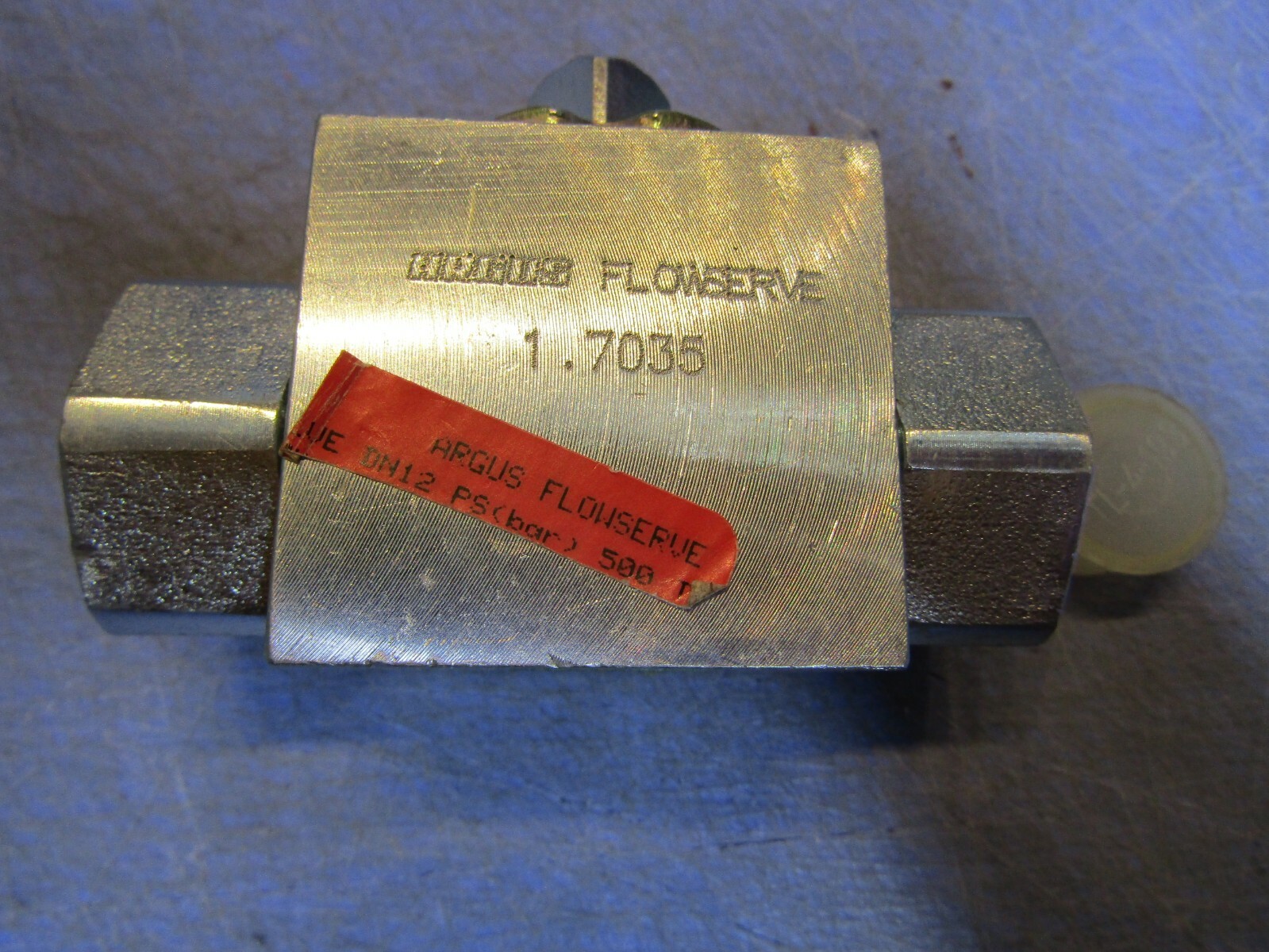 1 Argus Flowserve Valve DN12 09/07 PS(bar) 500 TS(⁰C) 100 BK8 594100C ...