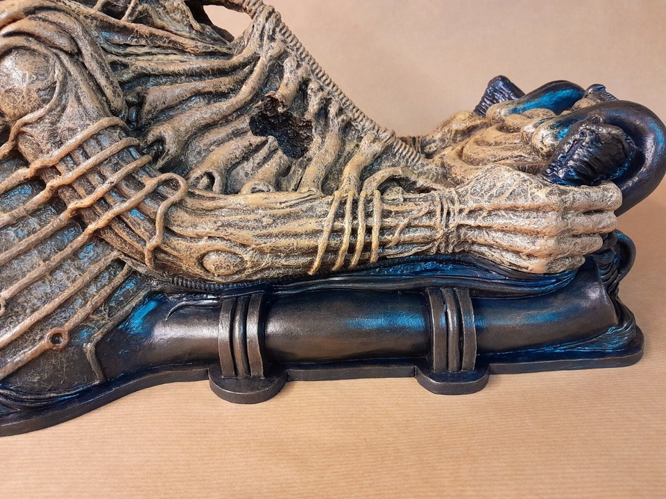 Alien Space Jockey - Alien Prometheus Statue Sculpture Figure Handmade ...