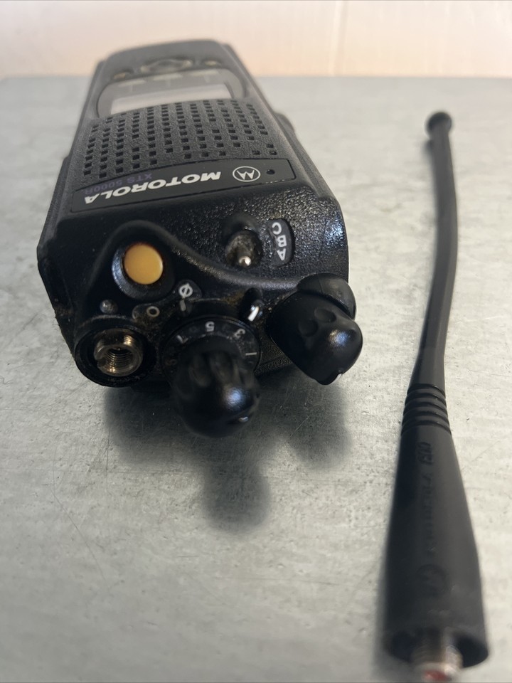 Motorola XTS5000R Model II 700/800Mhz P25 9600 Digital Radio ...