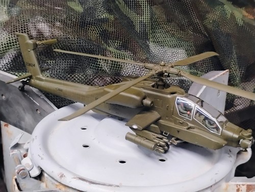 AH-64D Longbow Apache US Army Attack Helicopter 12" Diecast Model RNLAF ...