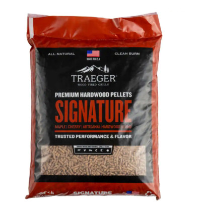 Traeger Signature Blend All-Natural Wood Grilling Pellets, 20 lb. Bag ...
