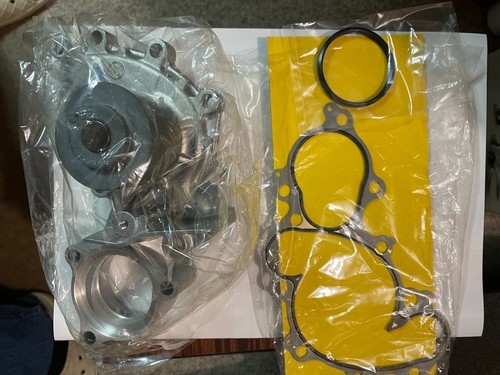 NEW OEM AISIN TOYOTA WATER PUMP ASSY 16100-69455-83 WPT-002 CAMRY ES300 ...