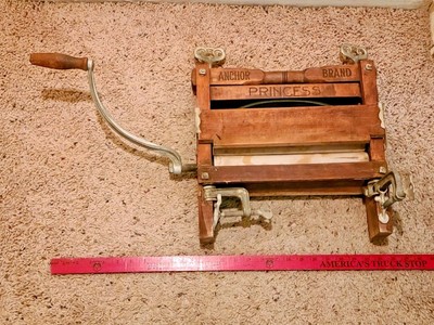 Clothing Wringers - Vintage Wringer Washing Machine