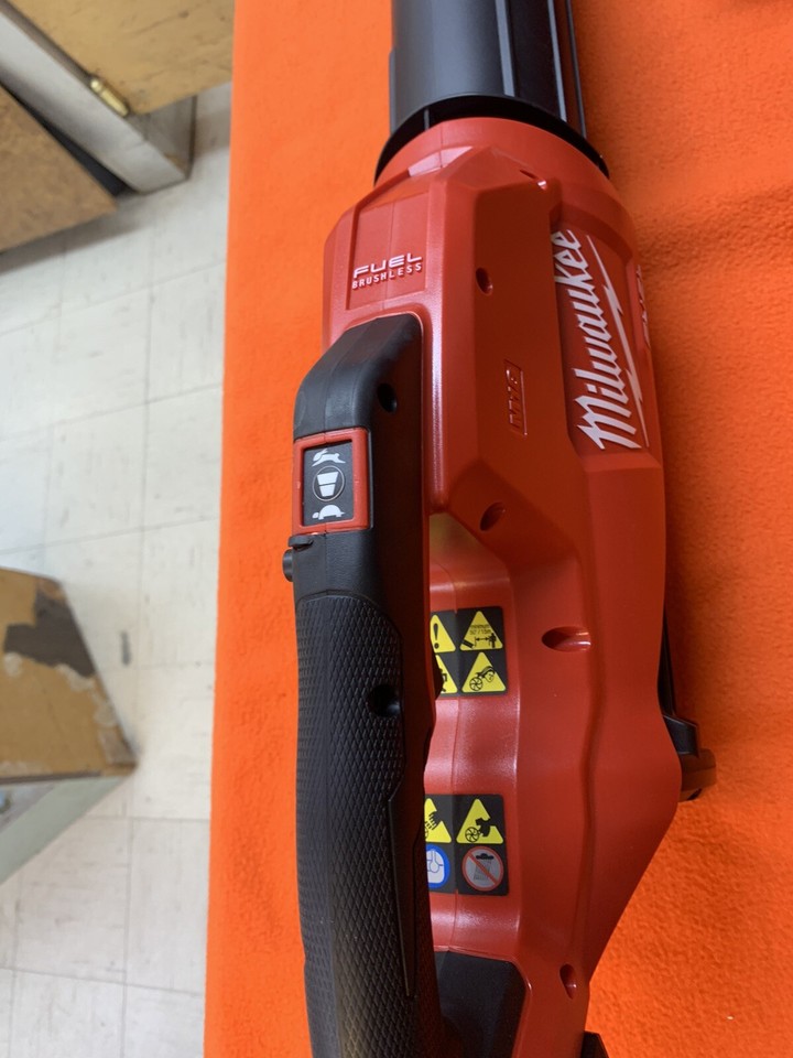 BLOWER - Milwaukee 2724 - With ONE XC8.0 Battery - UNUSED | eBay