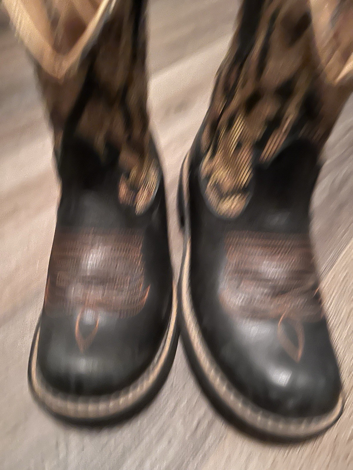 Ariat Women’s 6.5 B Black Leather Western Cowboy Boots Animal Print ...