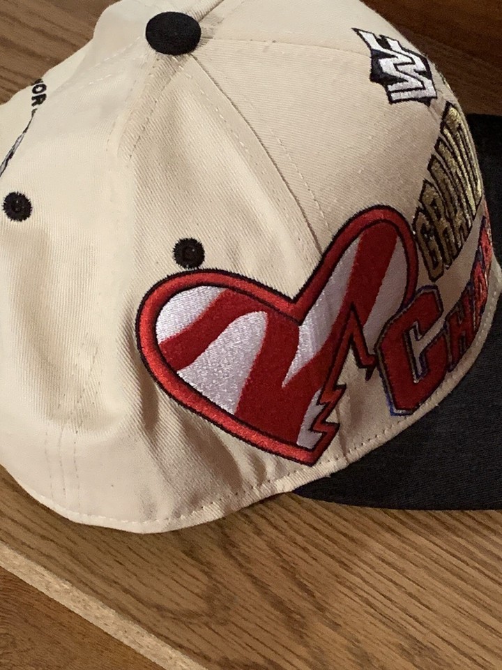 Shawn Michaels Vintage MDRN Style Heartbreak Kid HBK SnapBack Hat 1997 ...