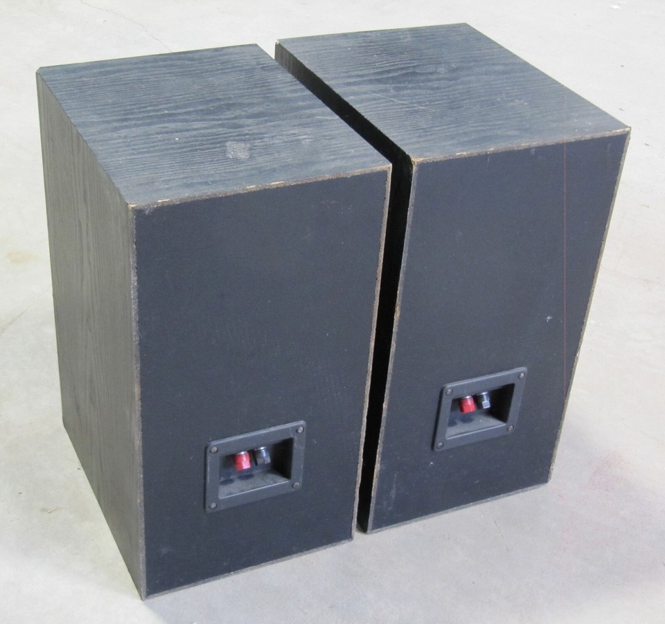 Classic PSB Alpha Bookshelf Speakers With PSB 100C Center Channel ...