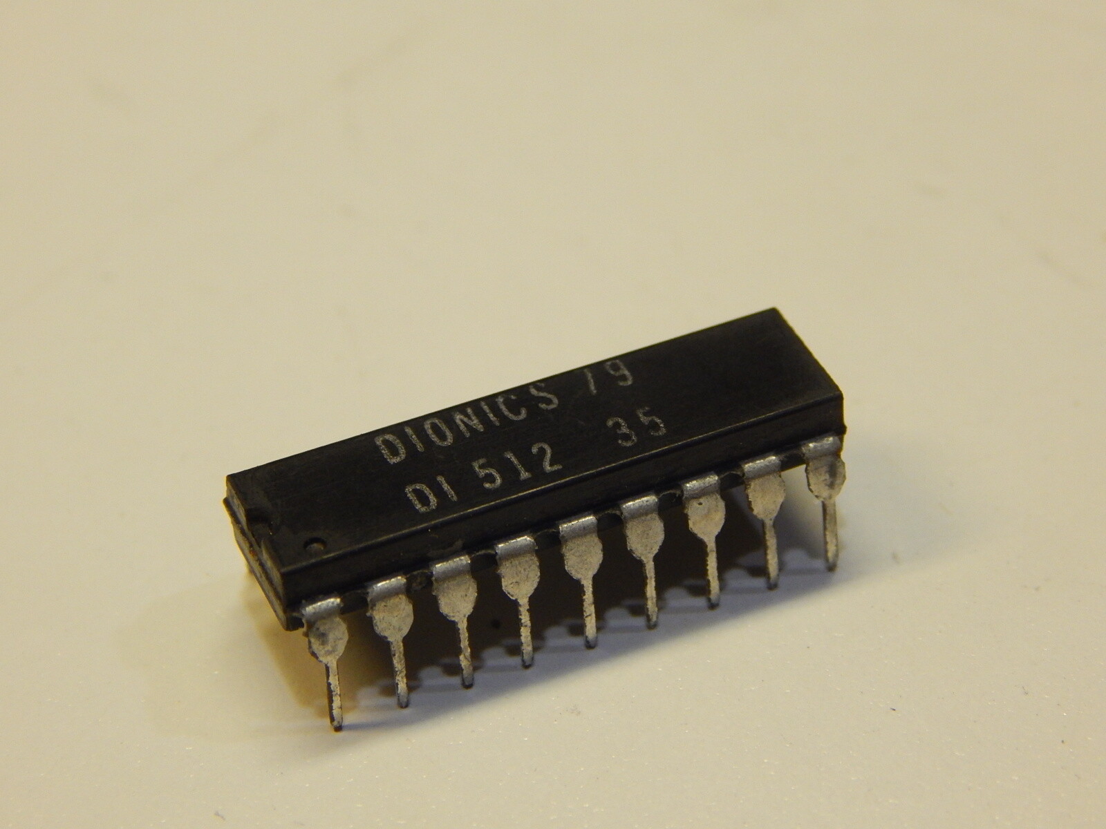 DIONICS DI512 HIGH VOLTAGE DISPLAY DRIVER 18 PIN DIP IC UDN6184 FOR ...