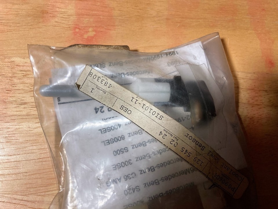 Mercedes-Benz 1295450224 Water Coolant Level Sender Sensor NOS | R129 ...