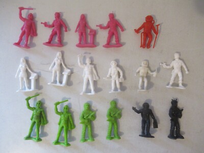 Toy Soldiers Vintage lot of 17 Tim Mee Space Galaxy Laser Team figures ...