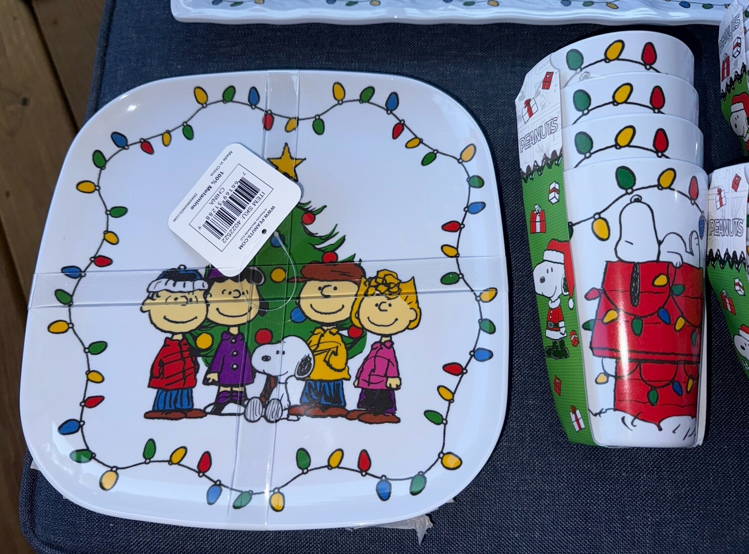 Peanuts Charlie Brown Gang Melamine Christmas Set Plates Bowls Platter ...