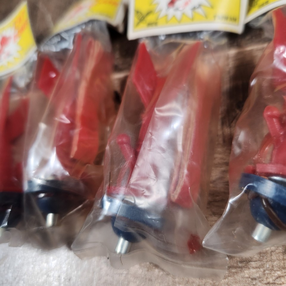 Vintage Lot Of 5 1960s Bee Cap Bomb Toys Missles Shaped Brand New NOS ...