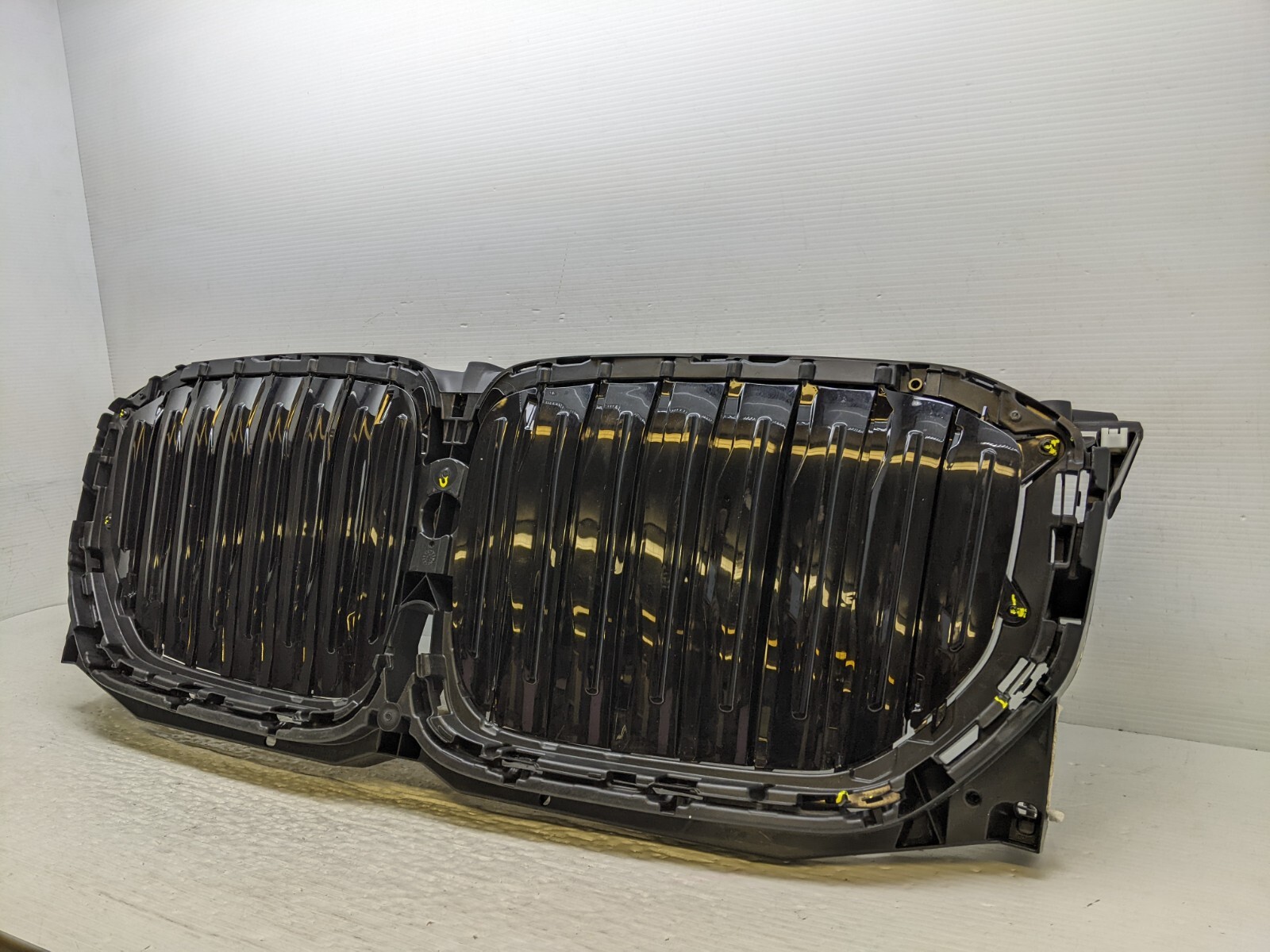 2019-2022 BMW X5 G05 FRONT BUMPER UPPER GRILLE SHUTTER OEM 5A29C42-02 ...