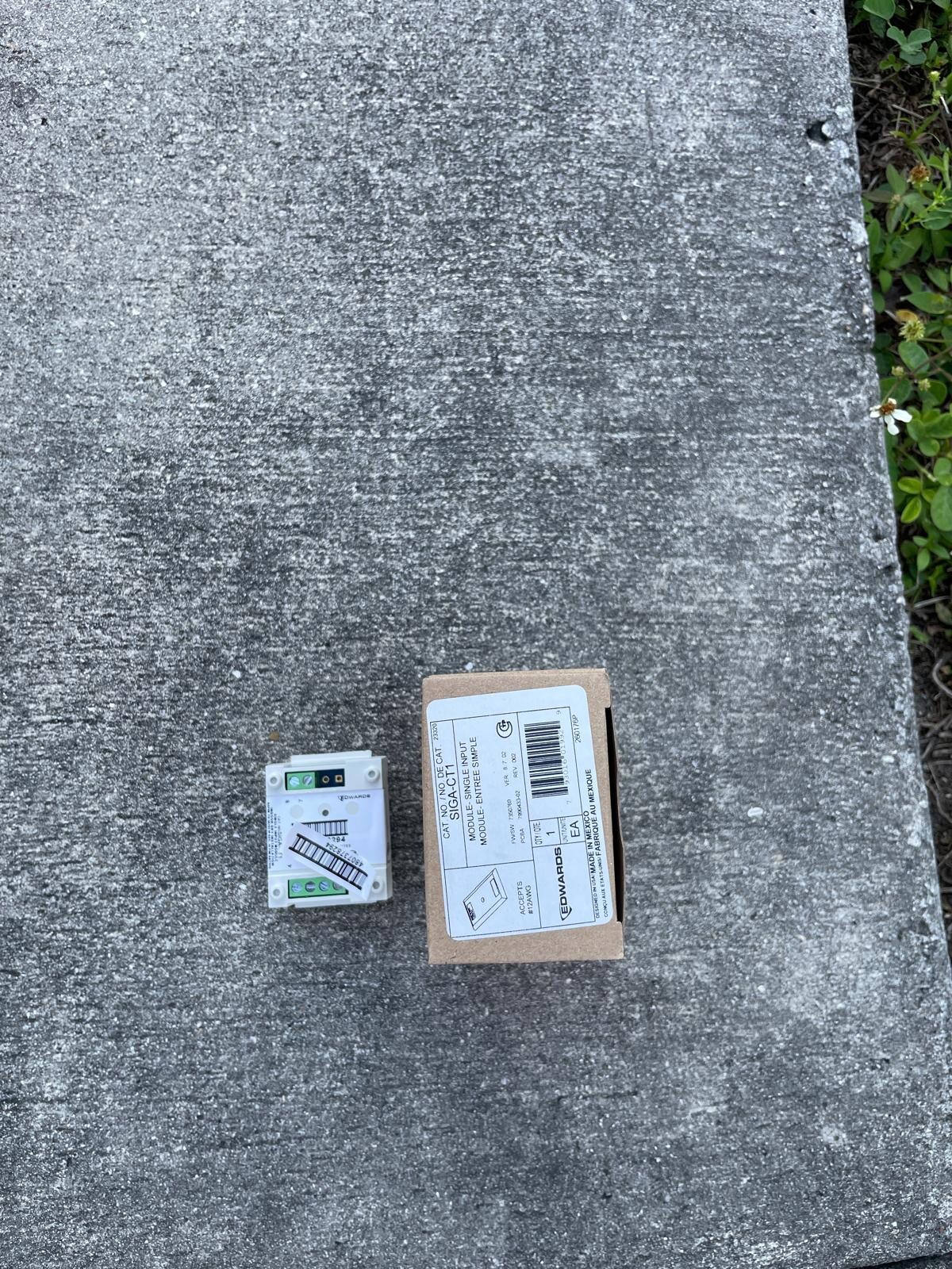 Edwards SIGA-CT1 Single Input Module for Fire Alarm System - White ...