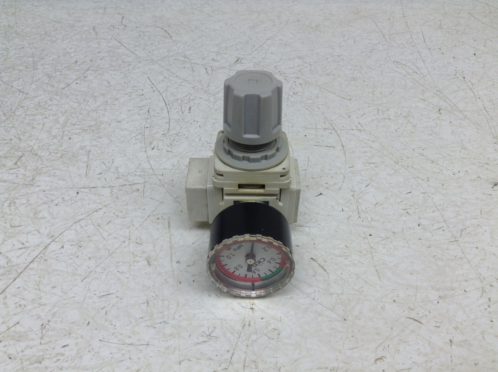 CKD R1000-8-W-T8 Pneumatic Regulator R10008WT8 (VT) | eBay