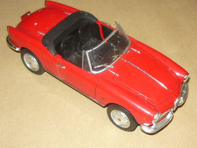 ALFA ROMEO GIULIETTA SPYDER QUATTRORUOTE COLLECTION AUTOMODELLO MODEL ...