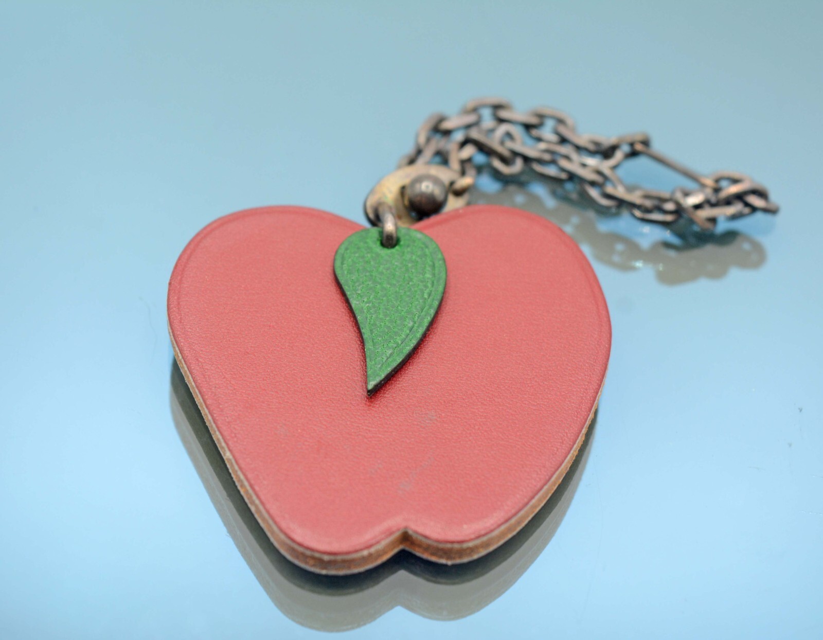 Authentic HERMES Logo Apple Red Motif Key Chain Bag C… - Gem