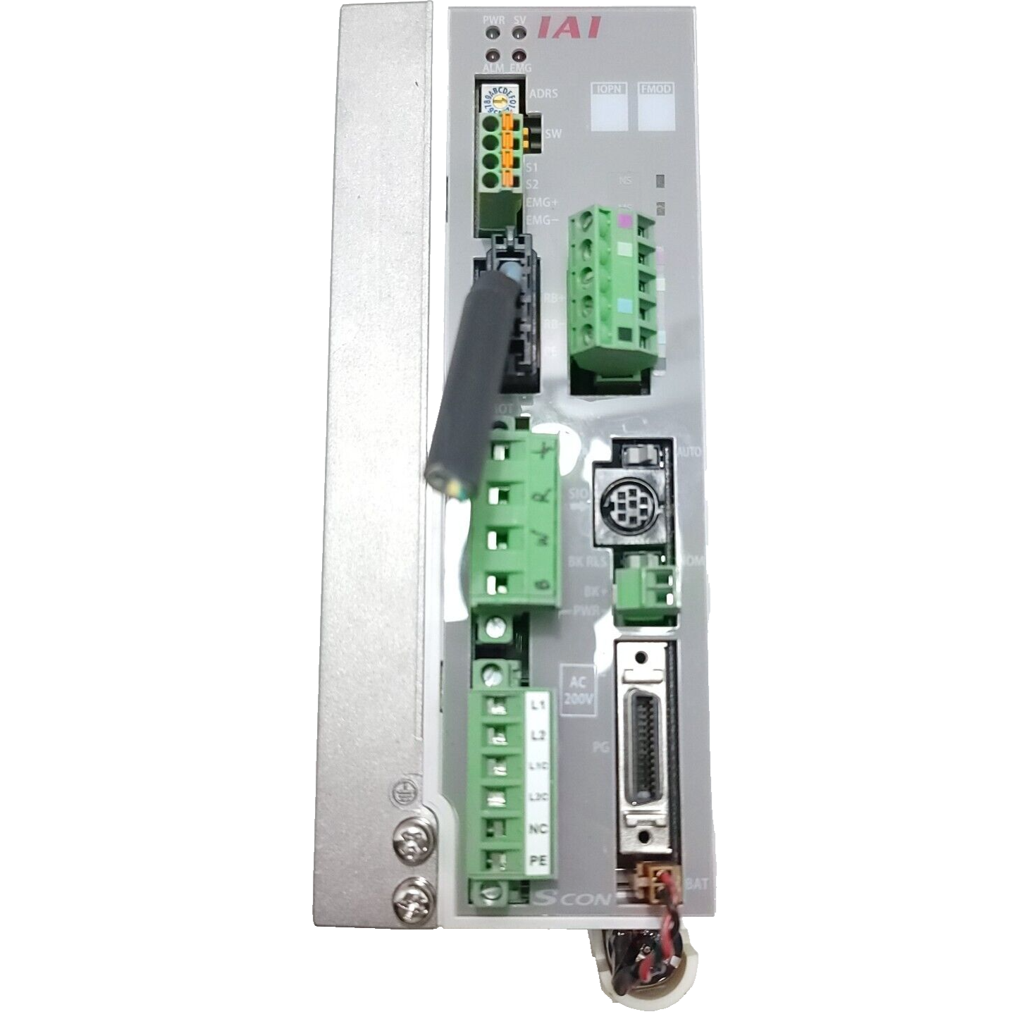 IAI Corporation SCON-CA-400A-DV-0-2 In: 1PH 200V 8.1A Out: 3PH 200V 5A ...