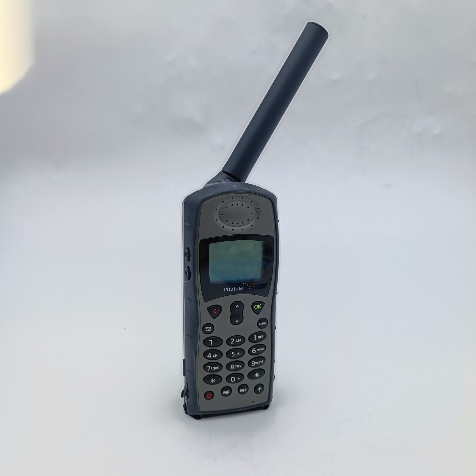 Iridium 9505A Satellite Phone w/ 12V Charger Accessories in Original ...